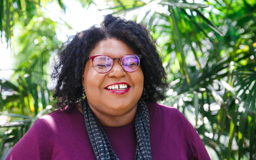 angel Jones Headshot | Beth Olson Creative